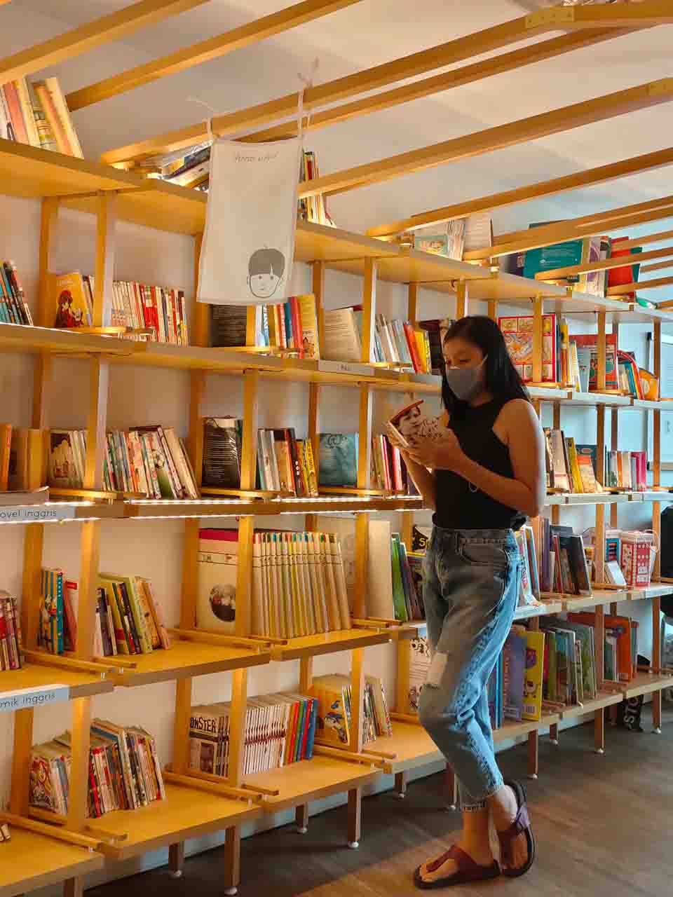 Perpus Mini Buka Buku di The Lapan Square — Diary of Lenny Lim